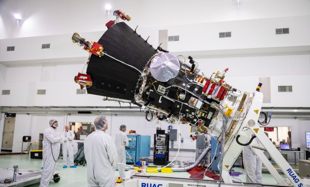 WSE and APL Collaborate to “Touch the Sun” With Parker Solar Probe ...